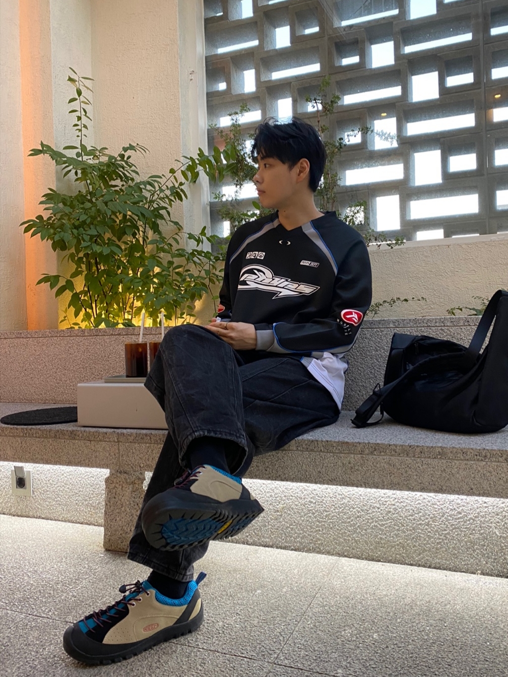 척추 브레이커 | KREAM