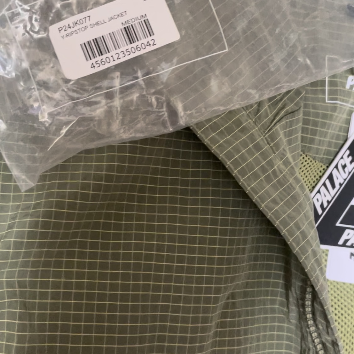 shim.d.s (@ganjinam) 님의 게시물 | KREAM