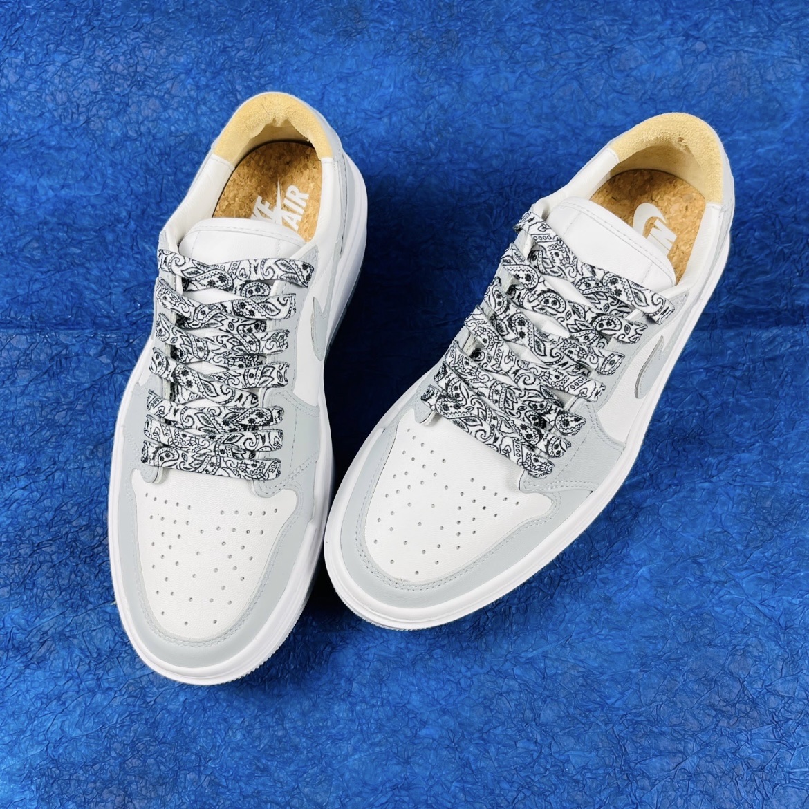 IOTS신발끈 | KREAM