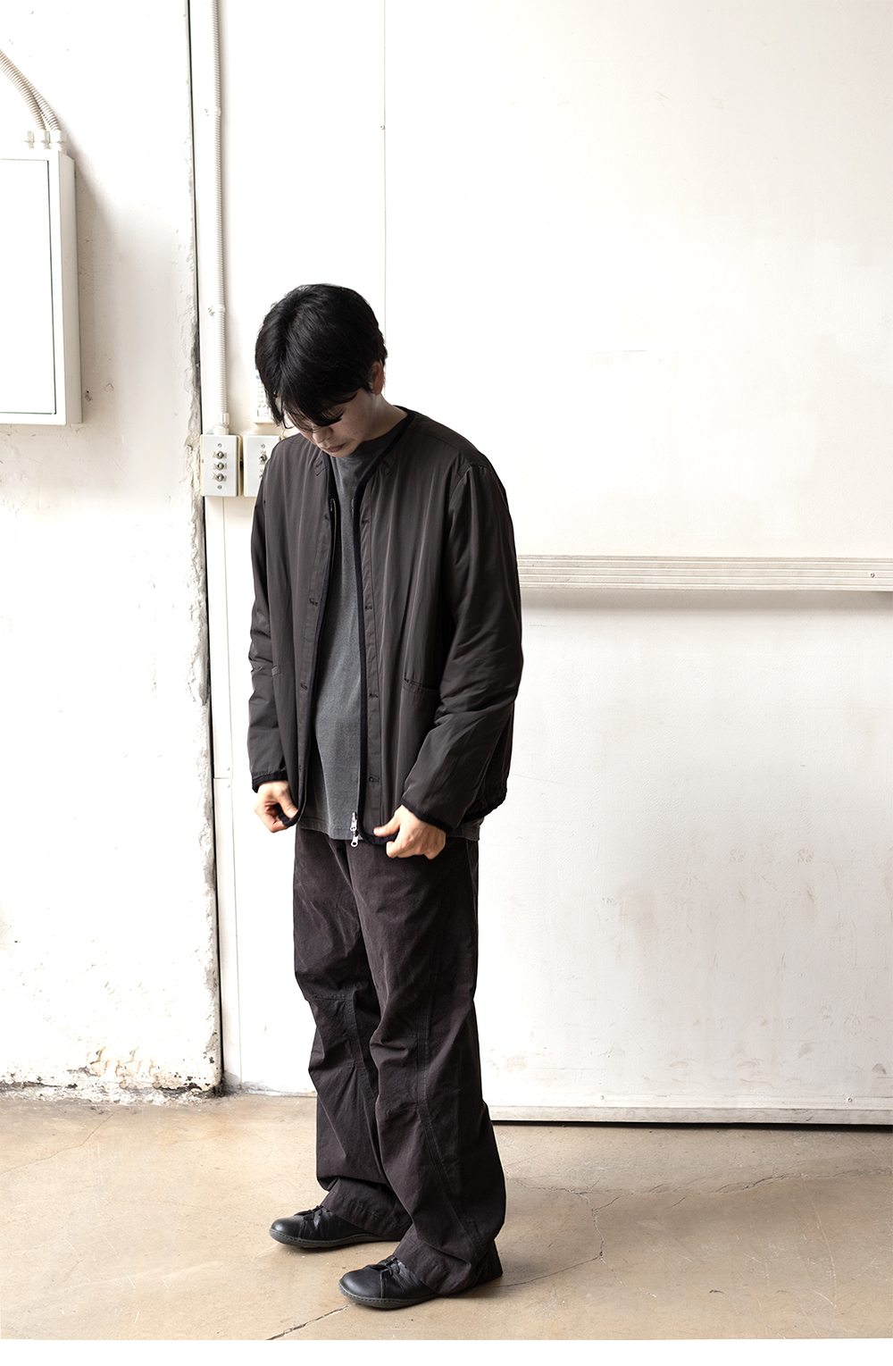 고낙 스켈레톤 팬츠 1.2 스모키 블랙 | Gonak | KREAM