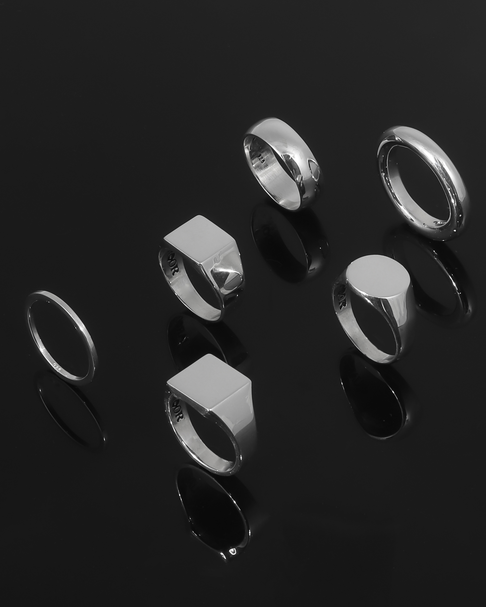 쿼르코어 뉴 드랍 & 단독 할인 | KREAM