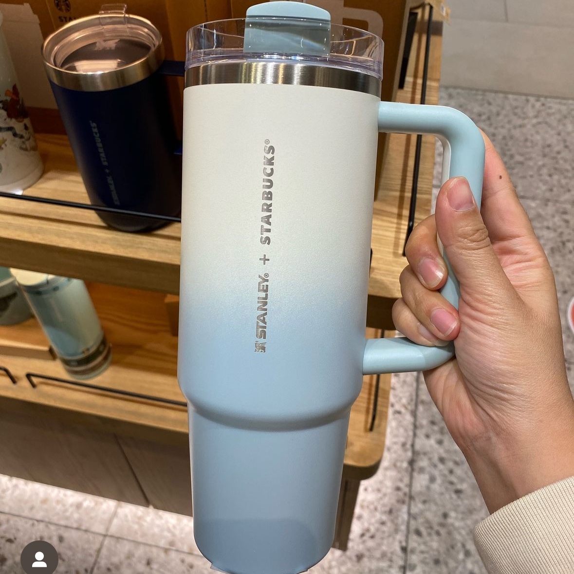 endrmstnwkd2 (@mvsr6i) 님의 게시물 | KREAM