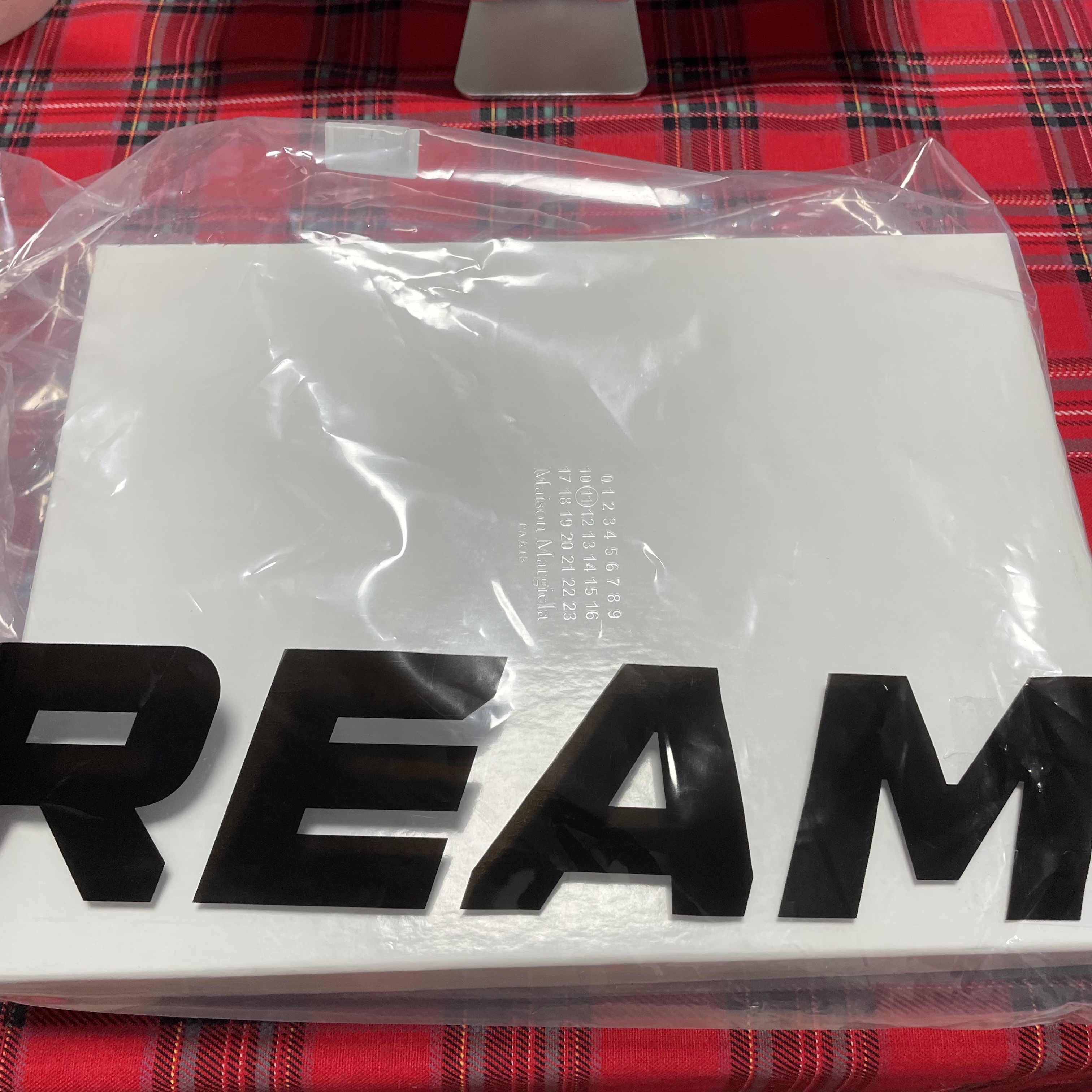 크지 않은 팁 전용 파우치 좋아요~ | KREAM