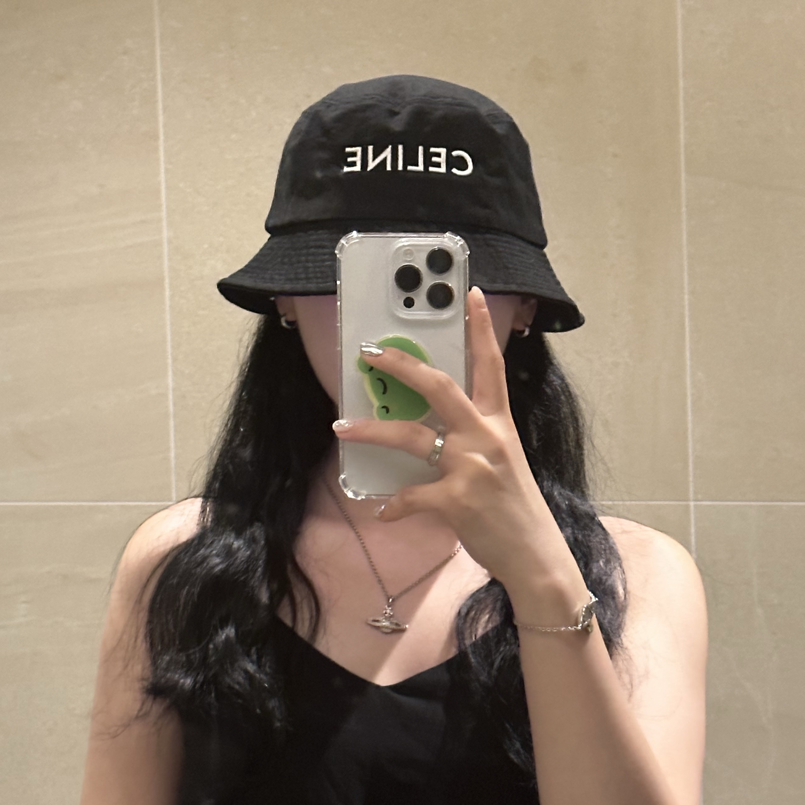 김단 (@sweetylaver) 님의 게시물 | KREAM