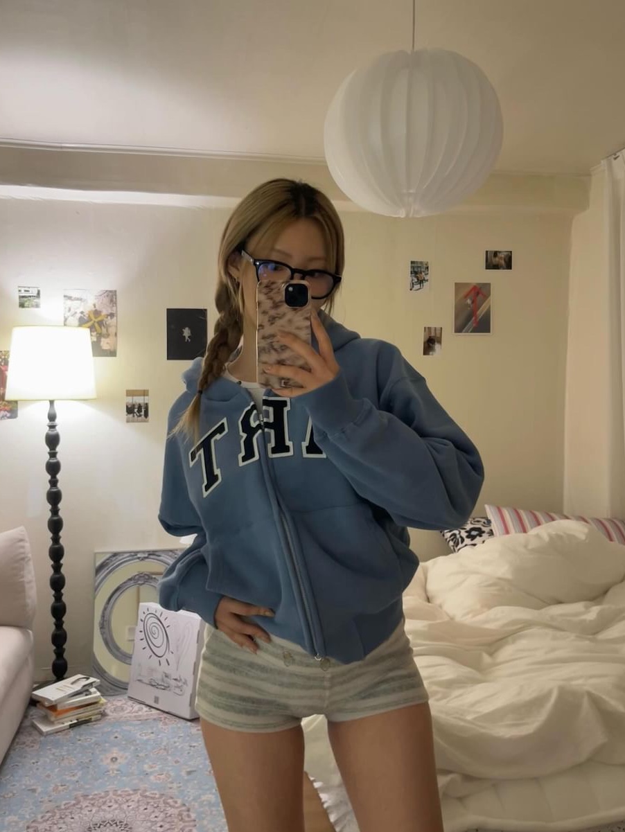 oneul.codi (@oneul.codi) 님의 게시물 | KREAM