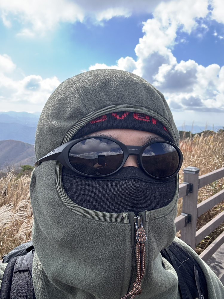 @acgacg) 님의 게시물 | KREAM