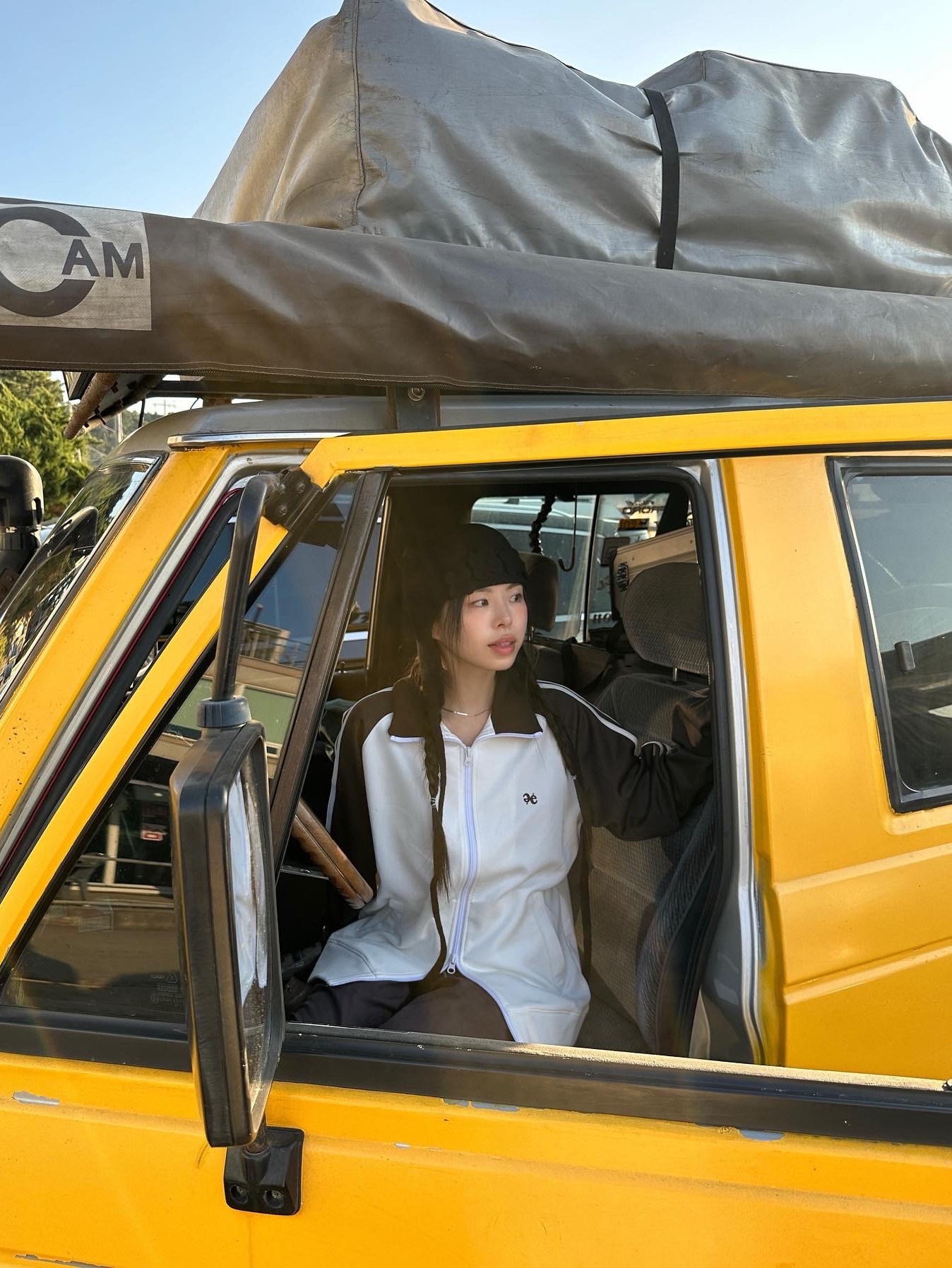 (@hugme_04) 님의 게시물 | KREAM