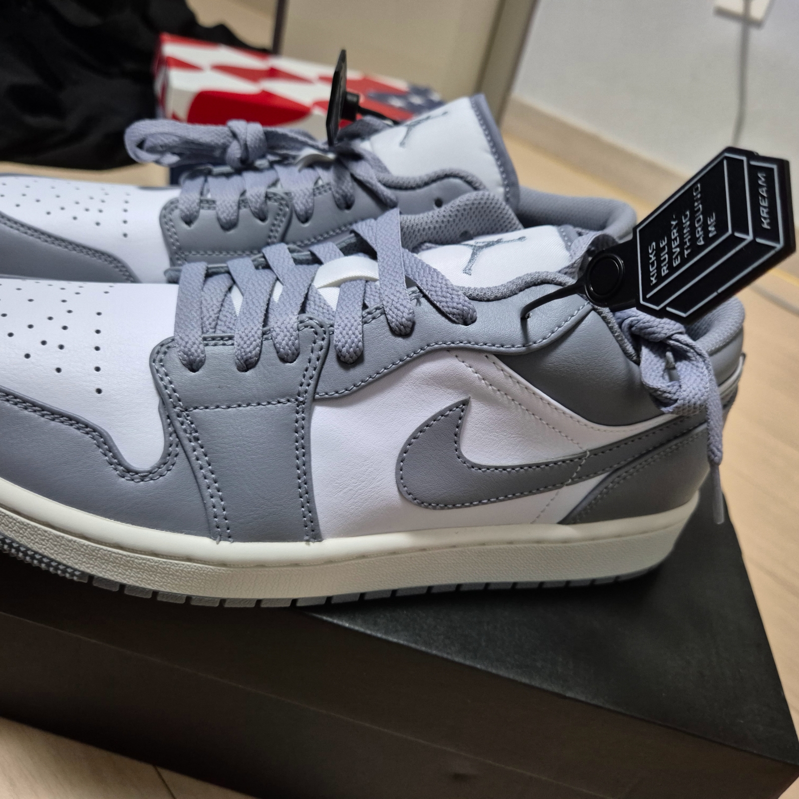 뉴발매니아 (@qv4tqq) 님의 게시물 | KREAM