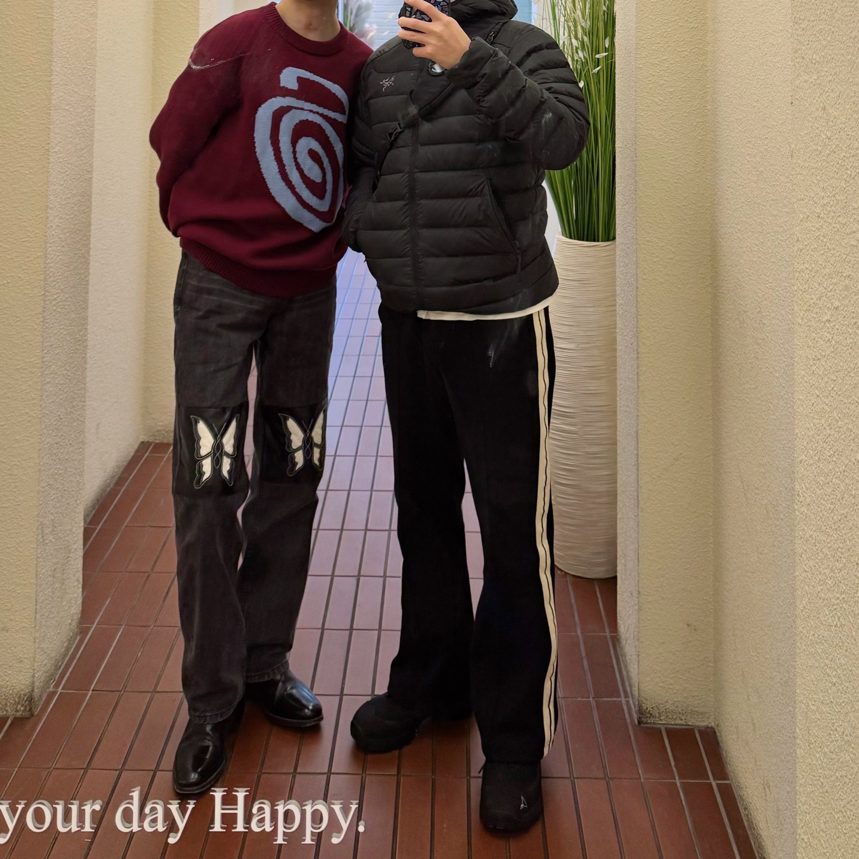 🖤🩶🖤🤍 | KREAM