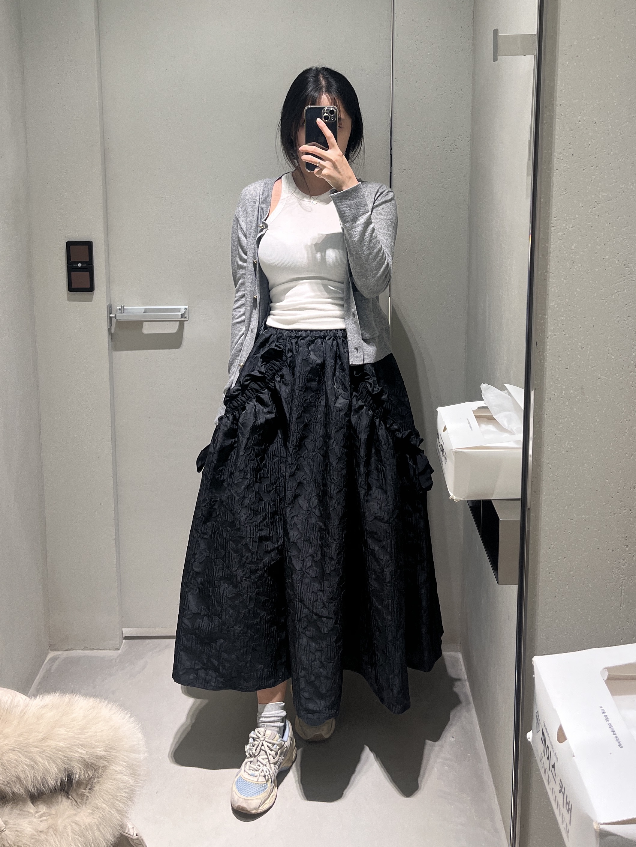 태그 없더🎱 치마이뿌징 신꾸랑 조합🩶 | KREAM