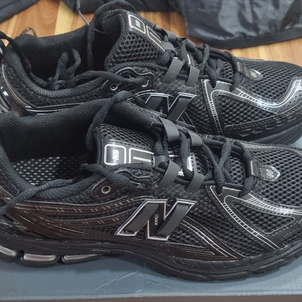 나이키 뉴발 반스 아식스270 | KREAM