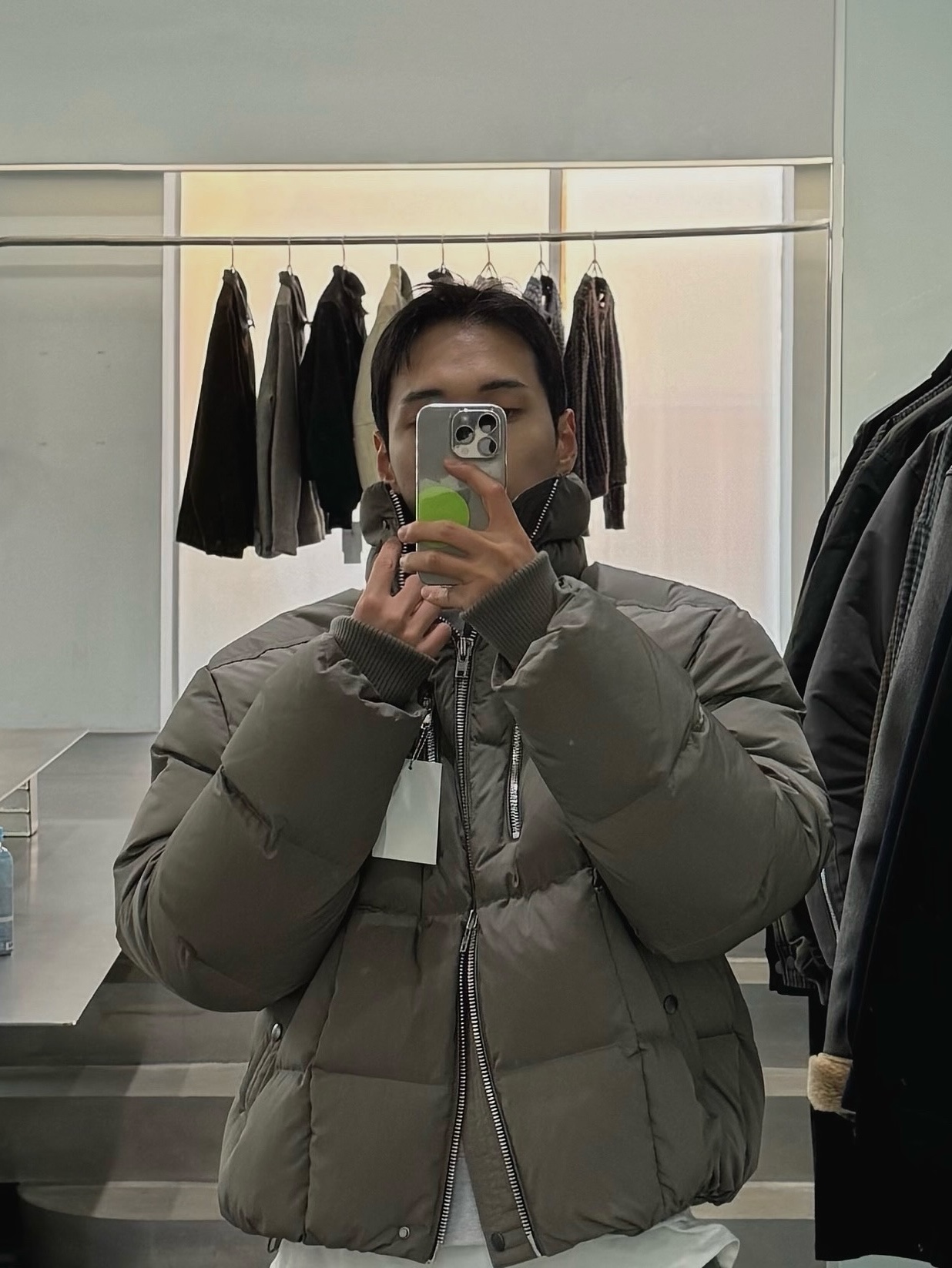 (@iikekk2.zip) 님의 게시물 | KREAM