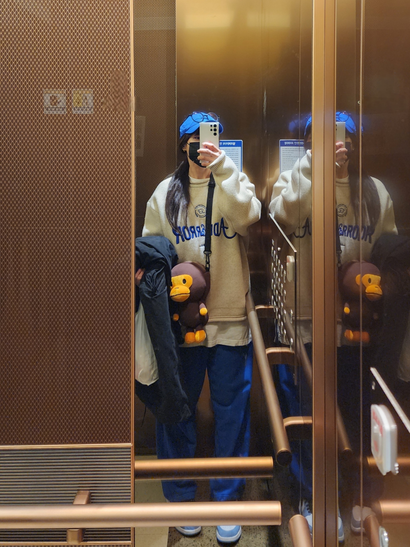 (@dong2yi) 님의 게시물 | KREAM