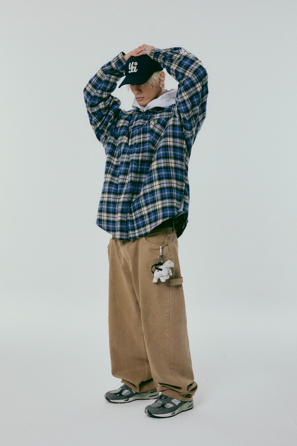 언스테디마켓 엠블럼 울 볼캡 네이비 | Unsteady Market | KREAM