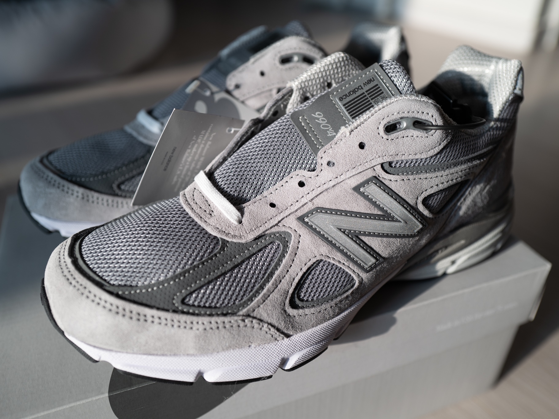 990v4 존예 맞네.. | KREAM