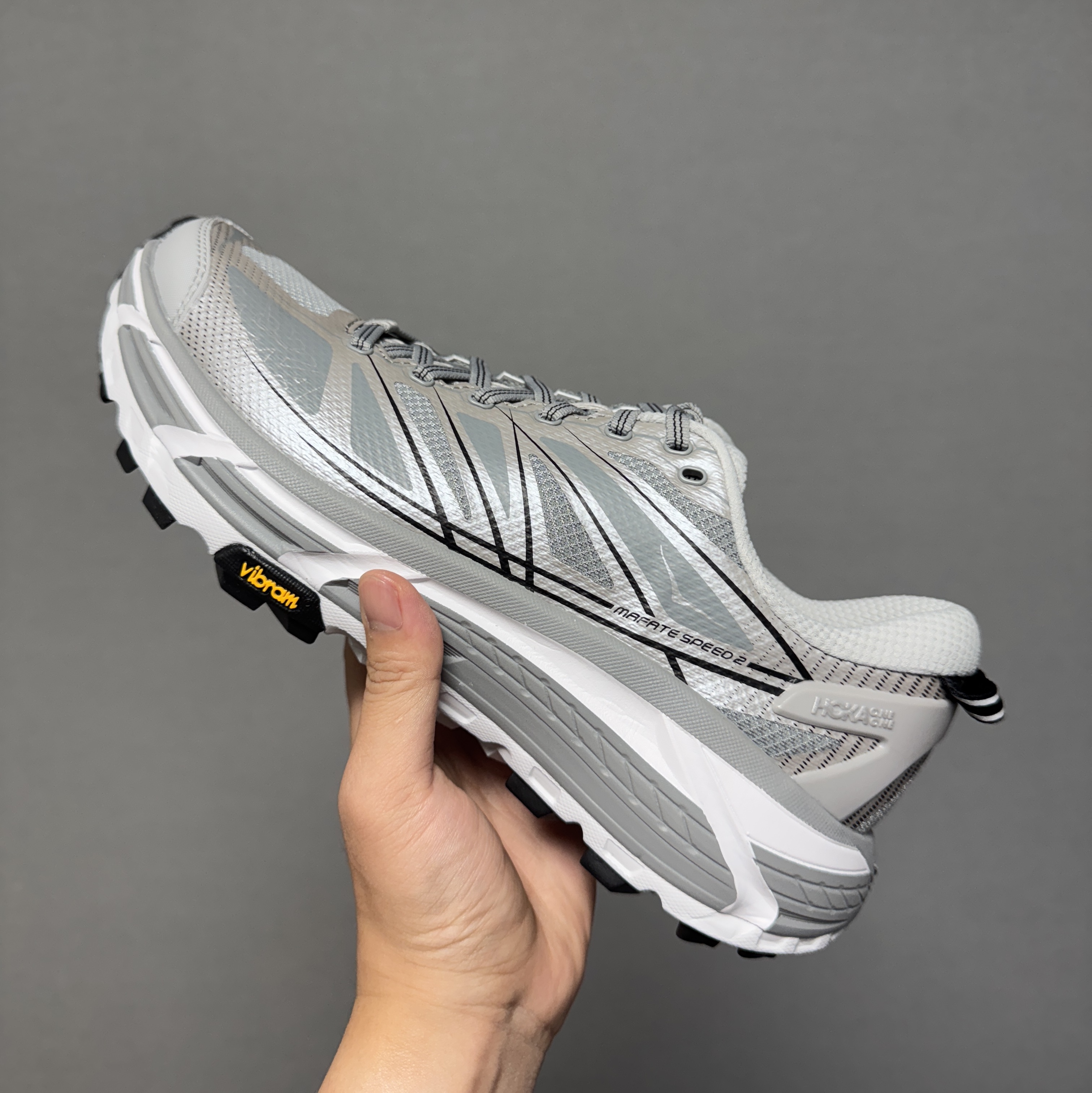 @acgacg) 님의 게시물 | KREAM