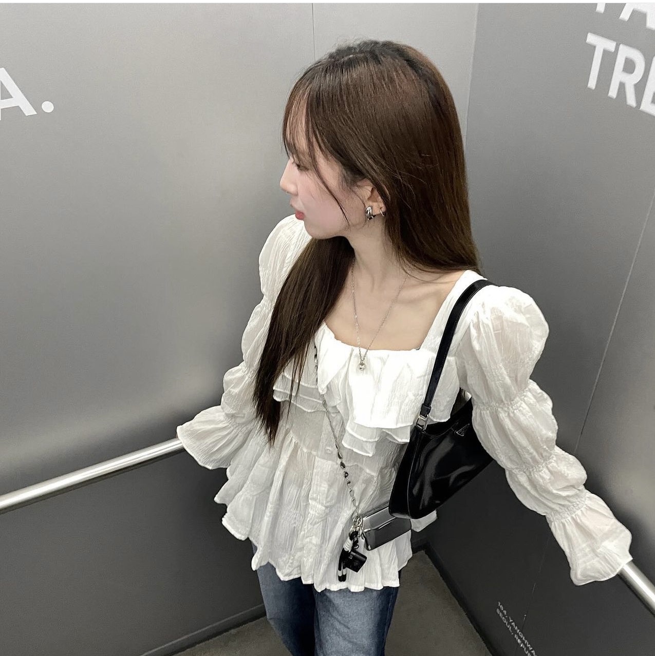 유누니 (@you_nuni) 님의 게시물 | KREAM