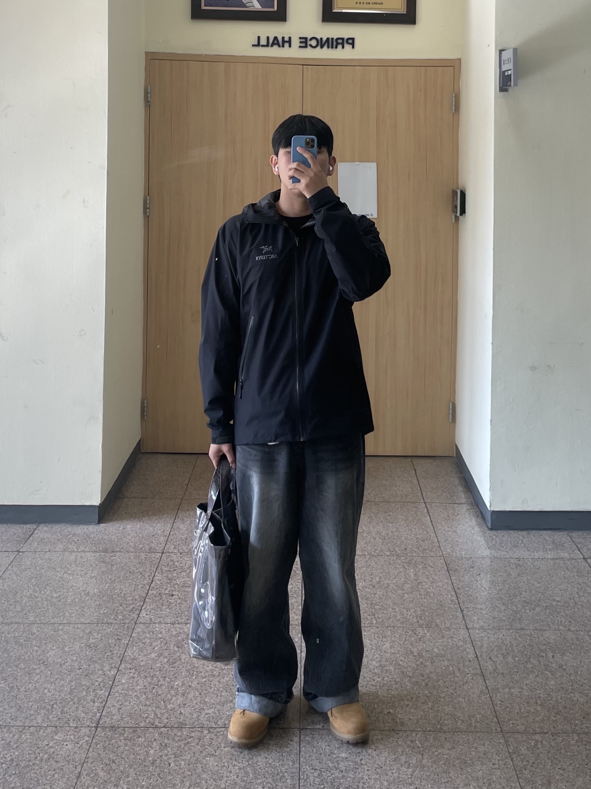 벤치 100 기념 | KREAM