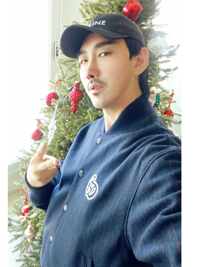 김현 (@_kim_hyun_) 님의 게시물 | KREAM