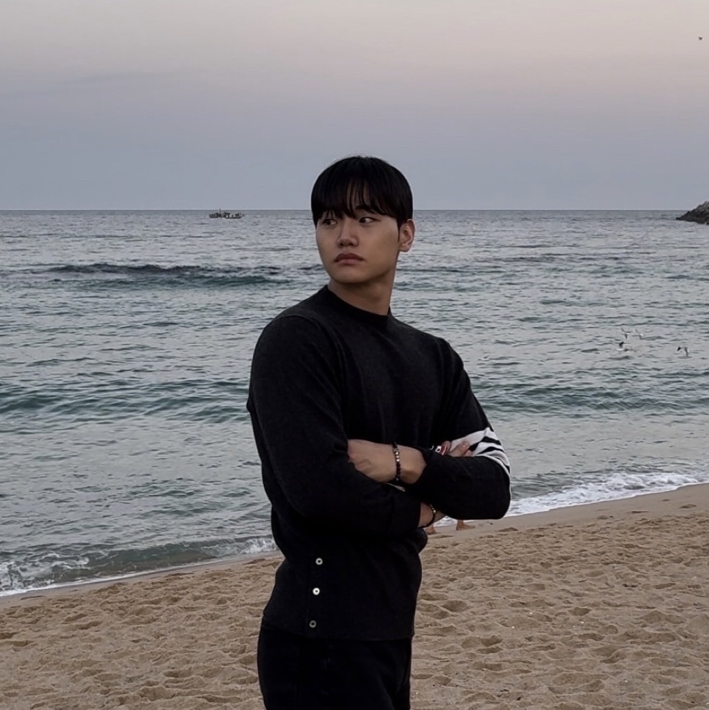 #톰브라운니트 해시태그 STYLE | KREAM