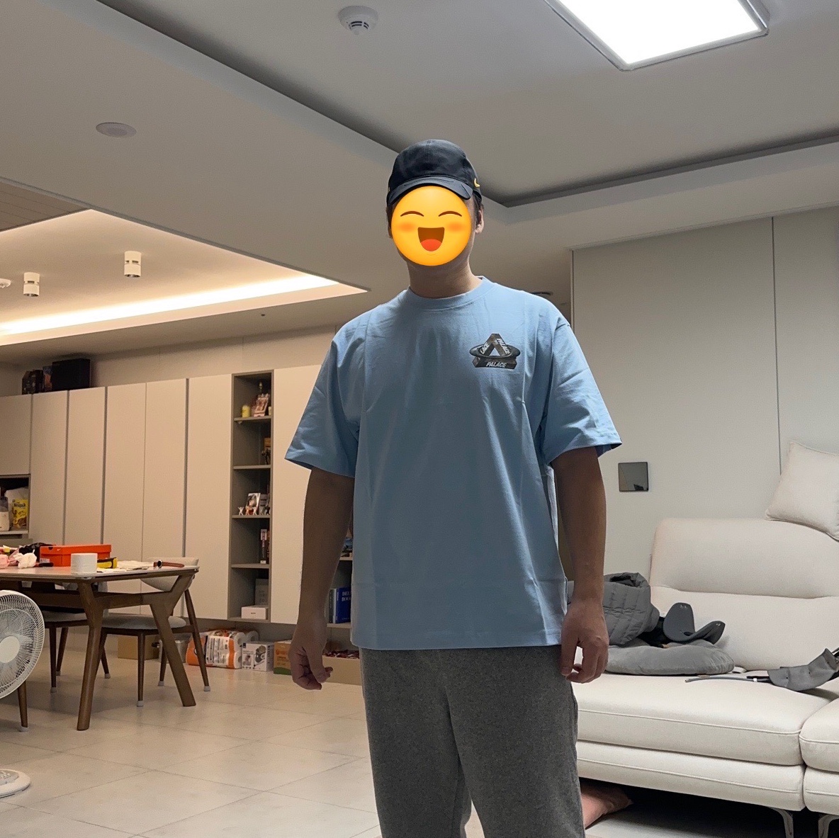 스카이블루 색감 이쁘네용 | KREAM