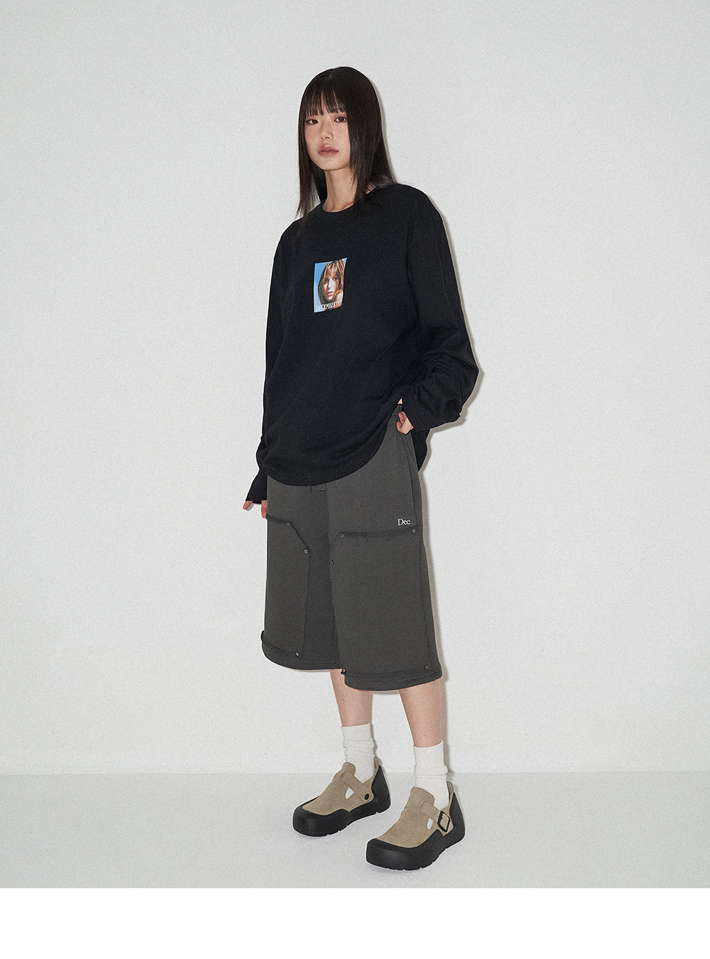 디셈버텐 스퀘어 디티피 롱슬리브 블랙 | December Ten | KREAM