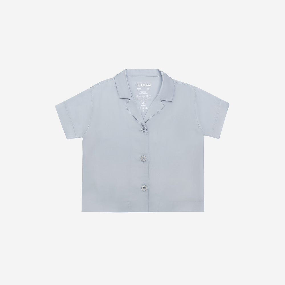 고고르르 새틴 시그니처 키즈 숏 탑 스카이 | GOGORR | KREAM