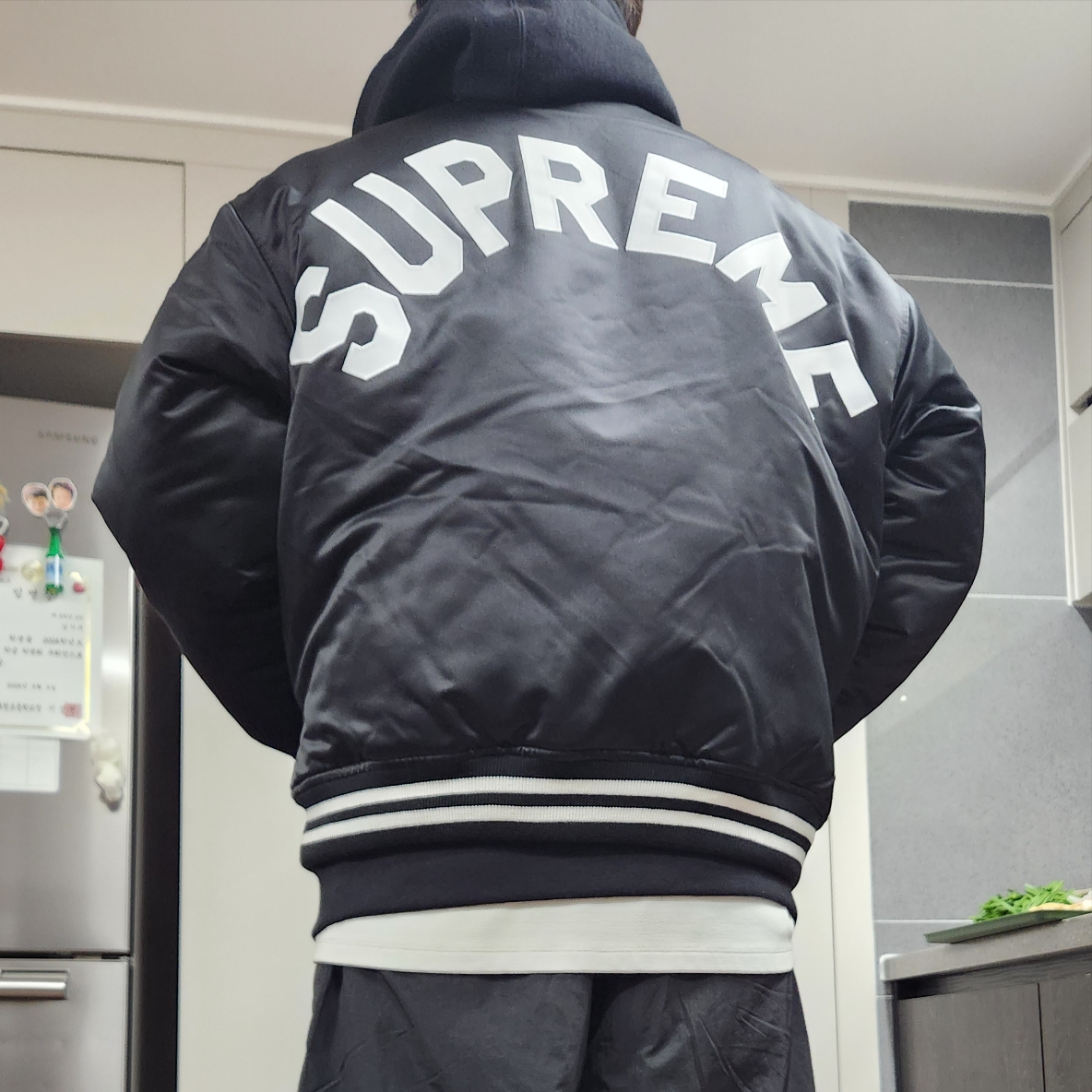 슈프림 바시티 L | KREAM