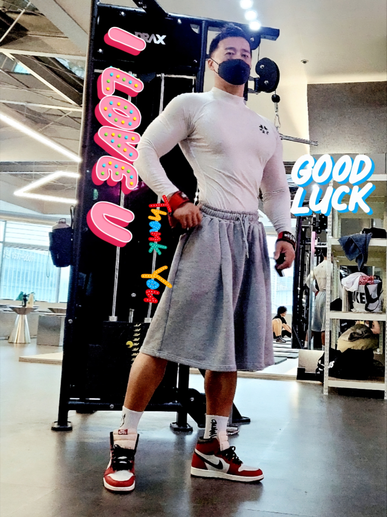 태기 (@muscle_angel) 님의 게시물 | KREAM