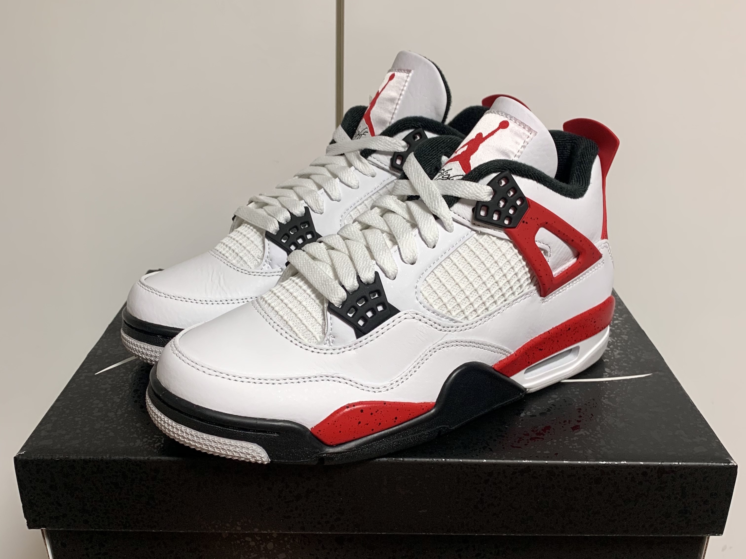 @jj_c._.1 (@jc2____) 님의 게시물 | KREAM