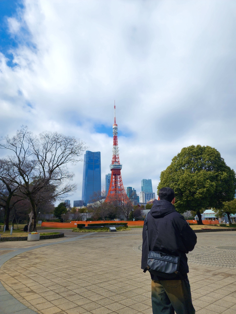 (@k._.00) 님의 게시물 | KREAM