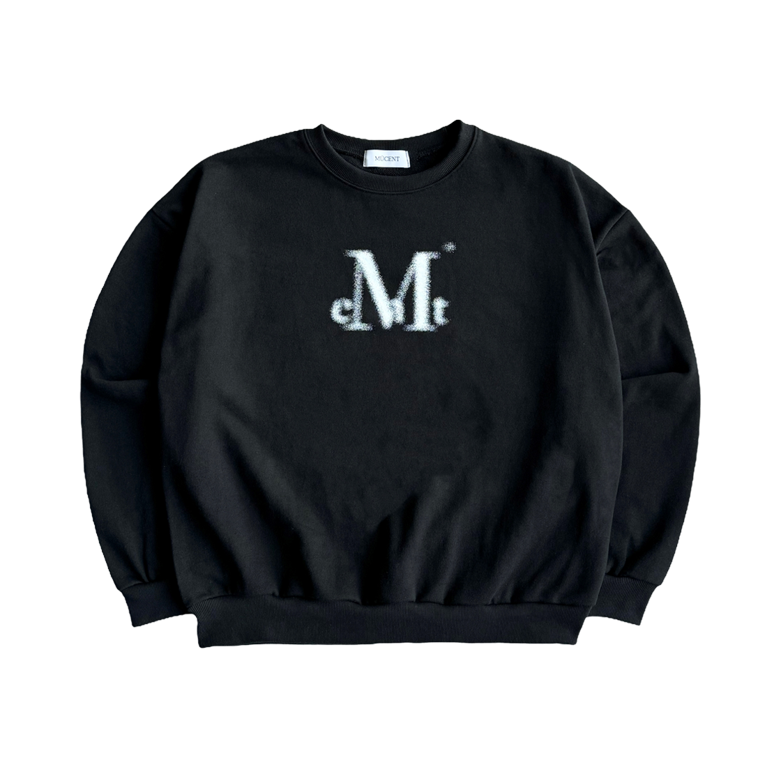 무센트 스프레이 로고 시그니처 맨투맨 블랙 | MUCENT | KREAM