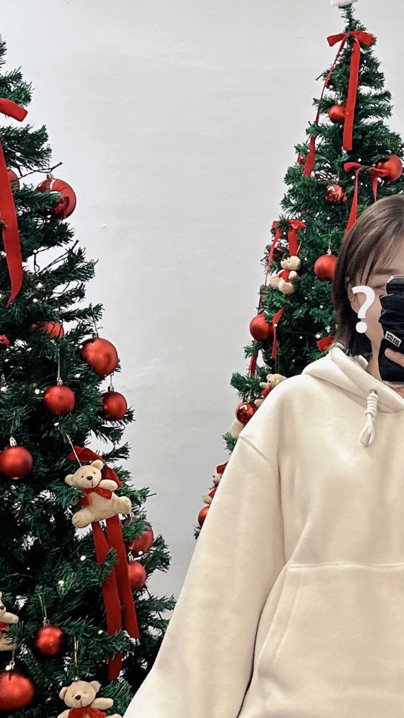 olivia (@pitapat._.ov) 님의 게시물 | KREAM