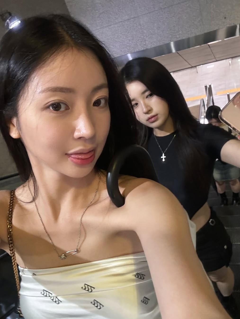 발견 | STYLE | KREAM