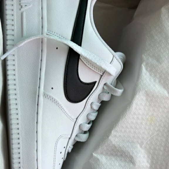 선 (@98w15h) 님의 게시물 | KREAM