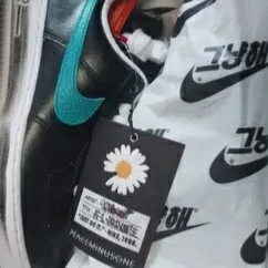 선 (@98w15h) 님의 게시물 | KREAM