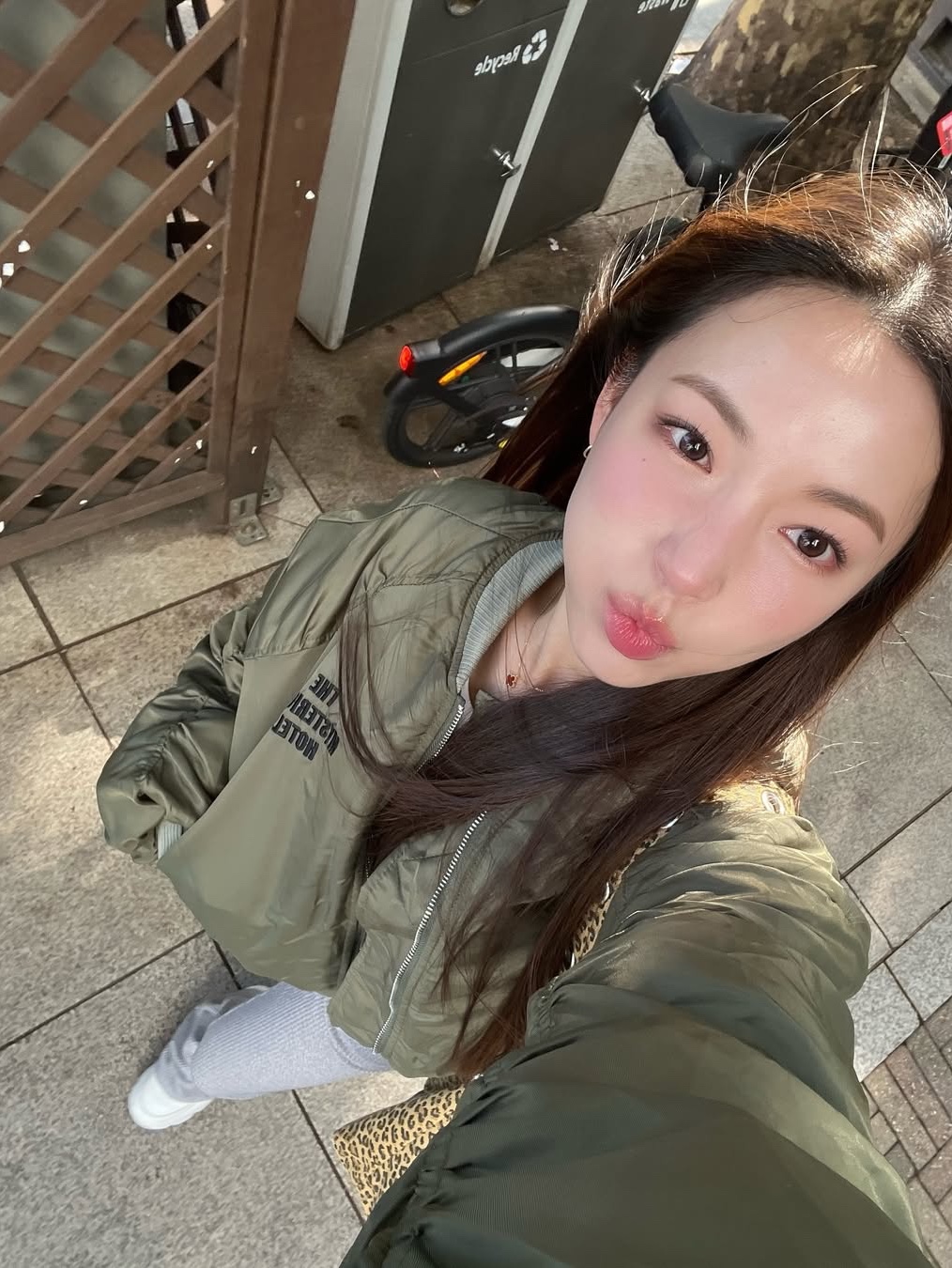 oneul.codi (@oneul.codi) 님의 게시물 | KREAM