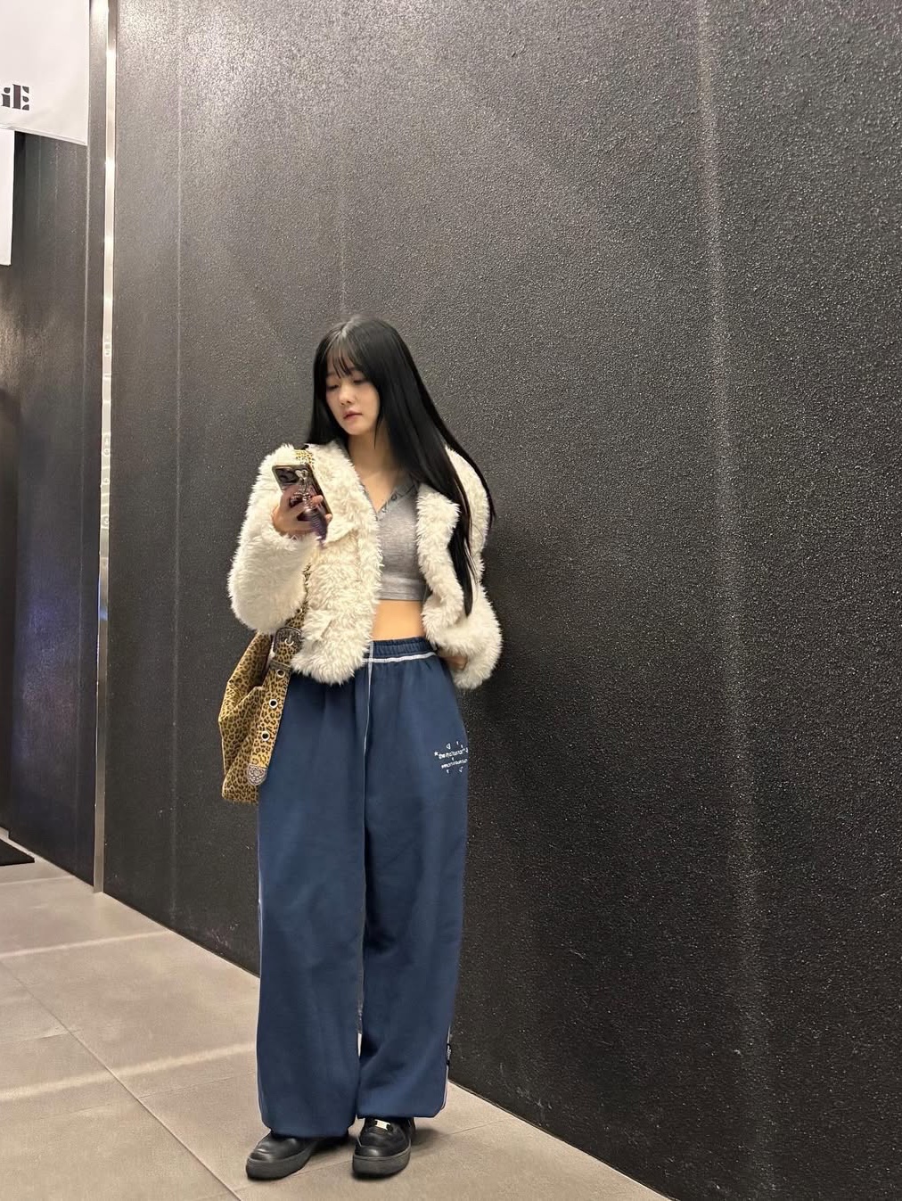 oneul.codi (@oneul.codi) 님의 게시물 | KREAM