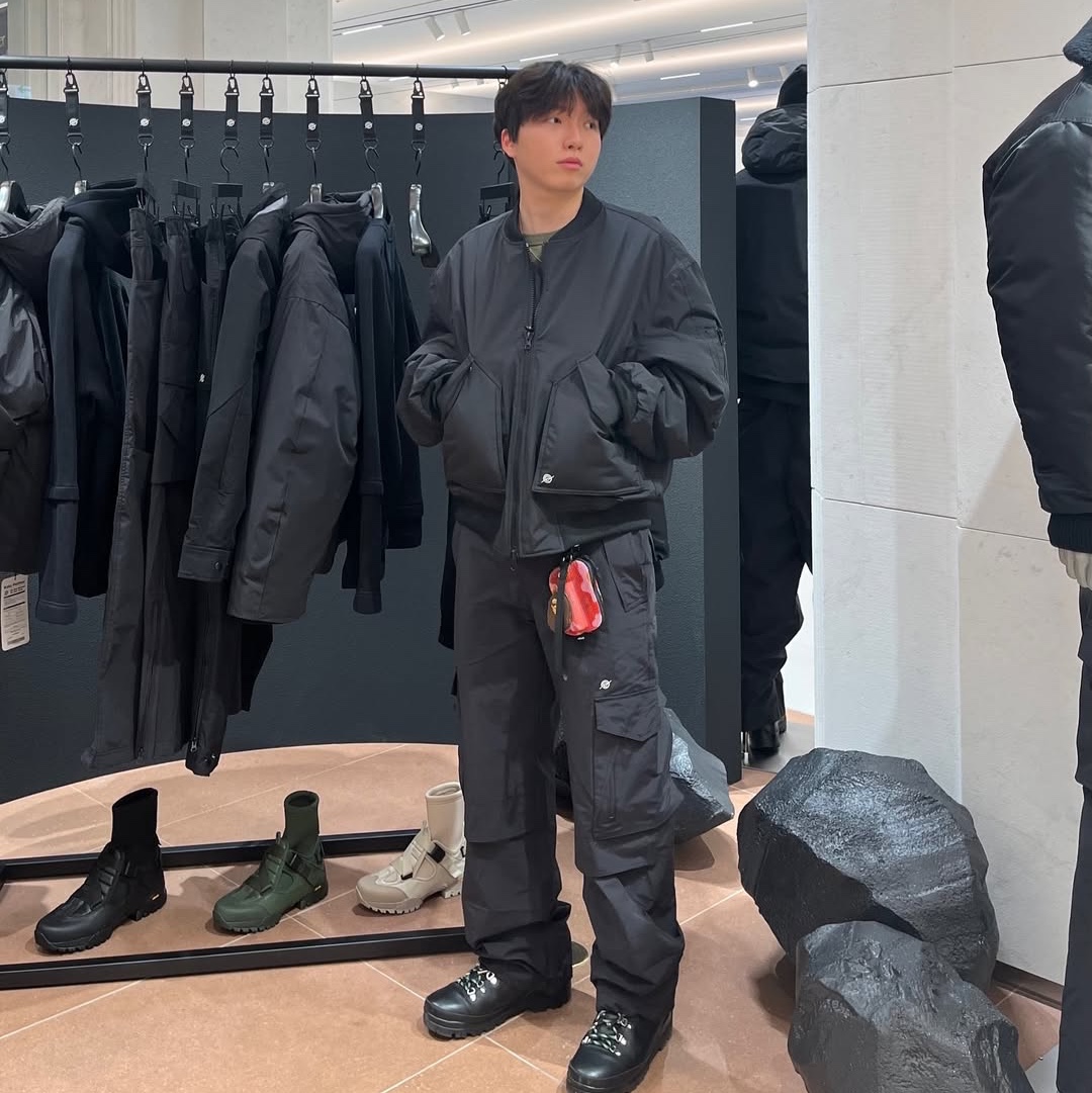 kalapatthar (@stf_kalapat...) 님의 게시물 | KREAM