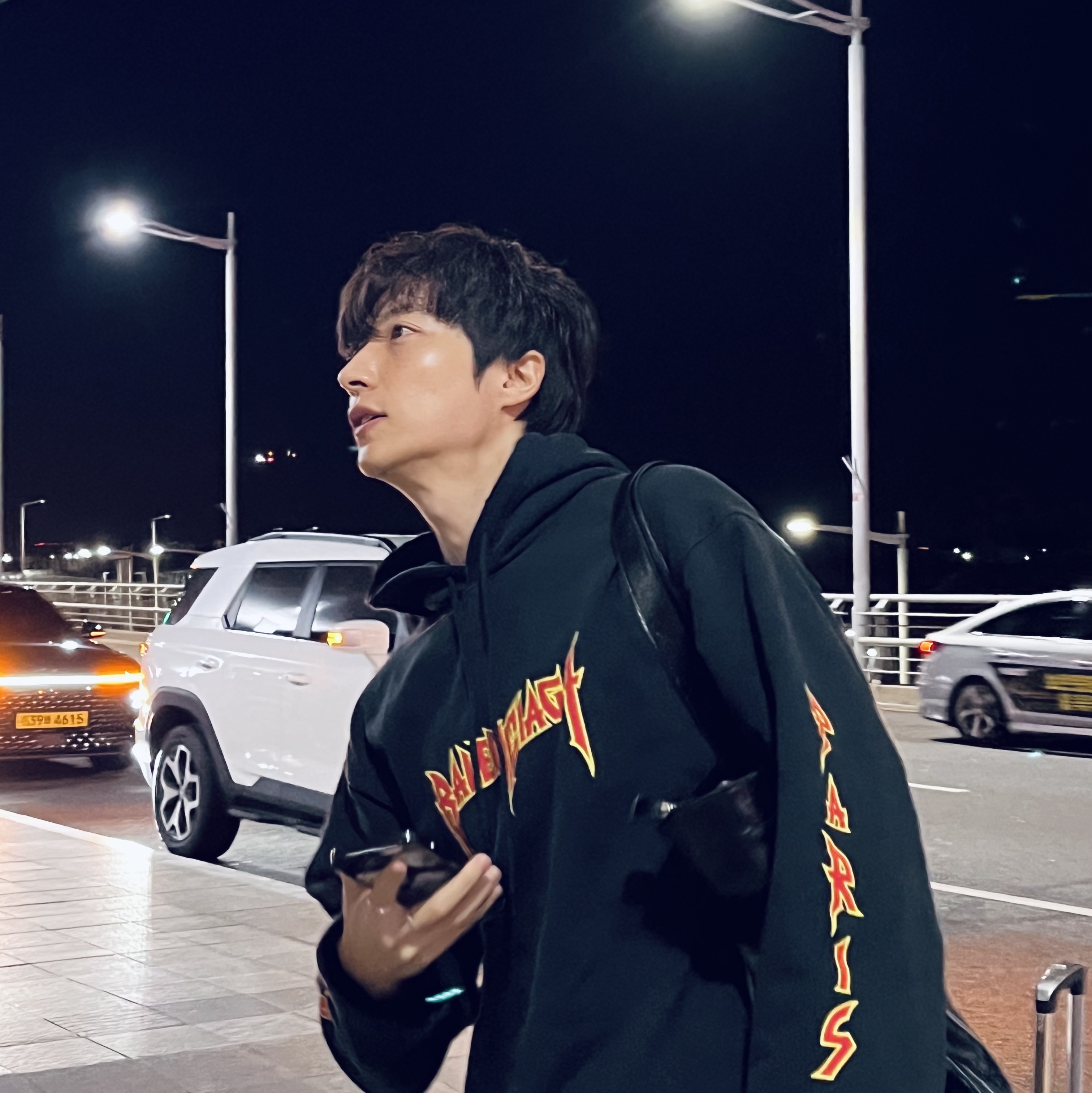 wxx (@rendezvouxx) 님의 게시물 | KREAM