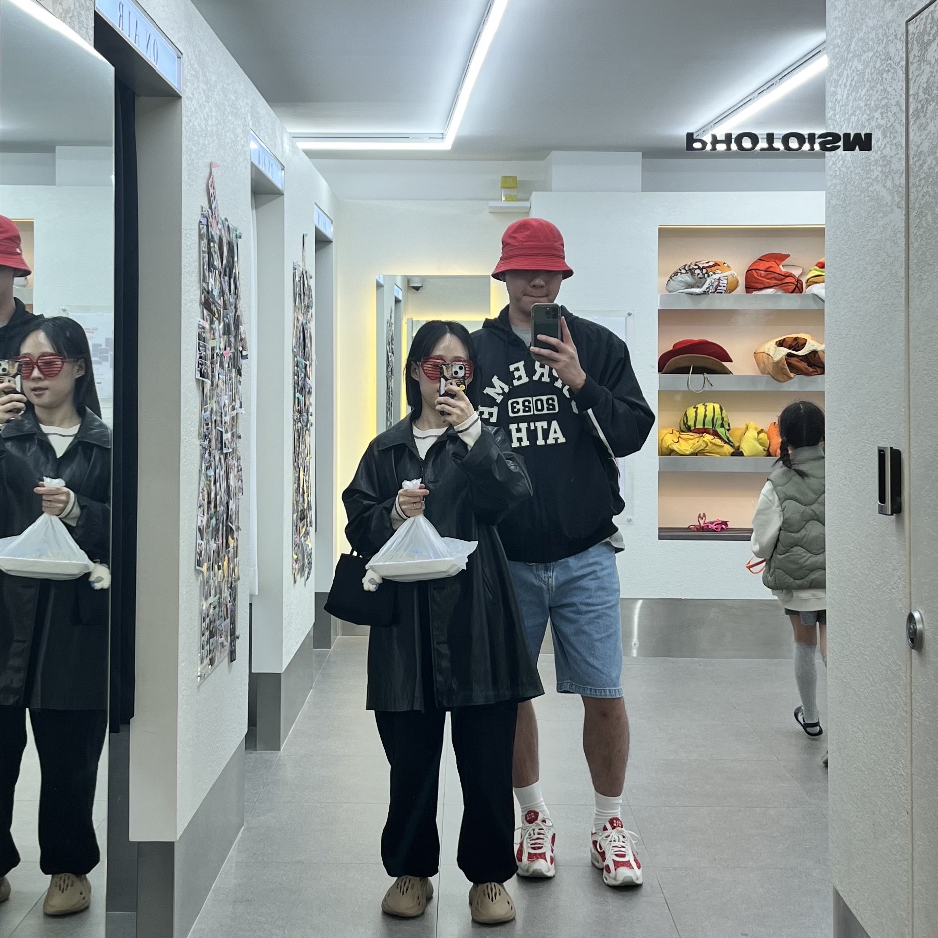 슈퍼 아니 슈프림 | KREAM