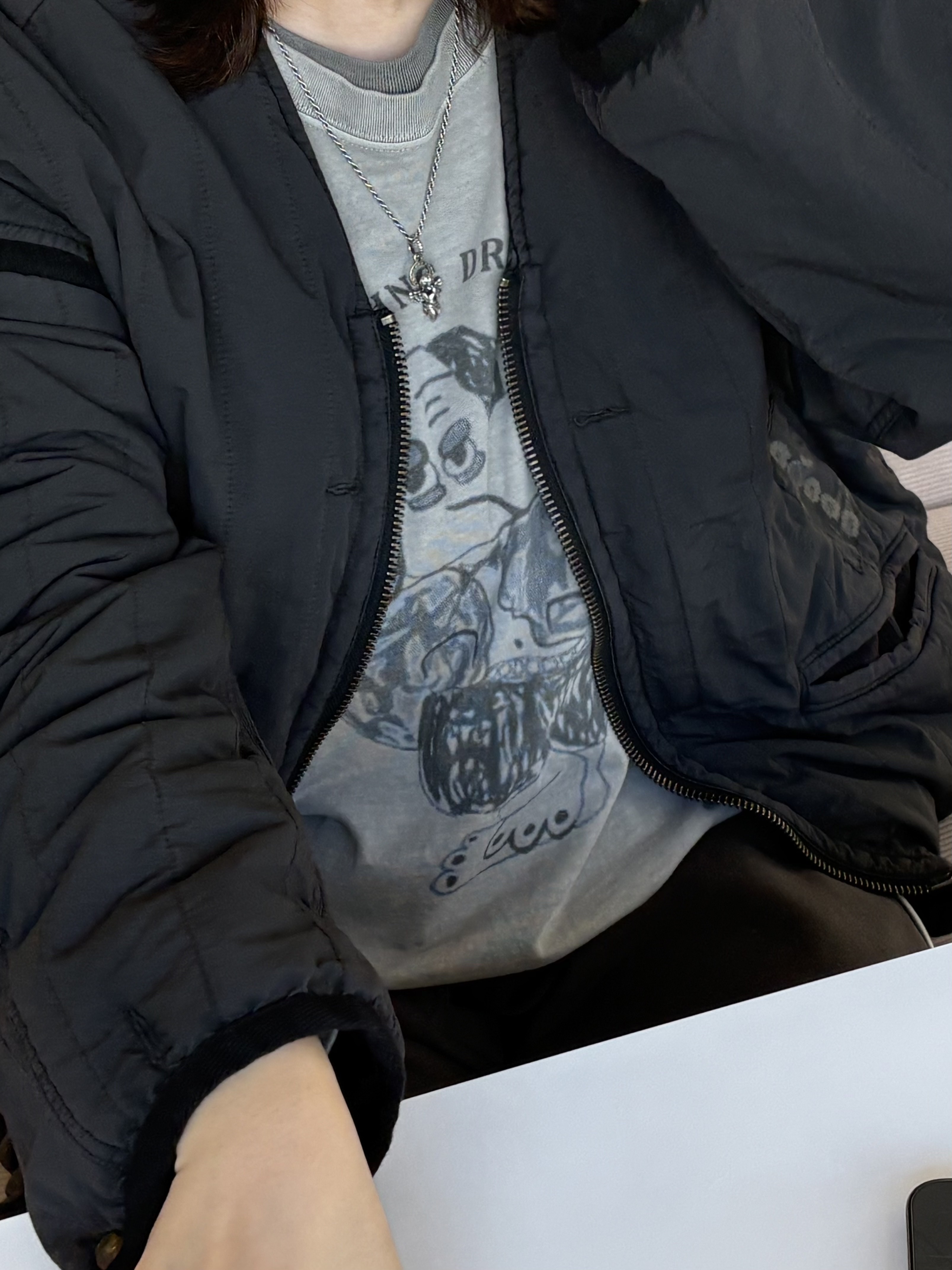 (@golocat) 님의 게시물 | KREAM