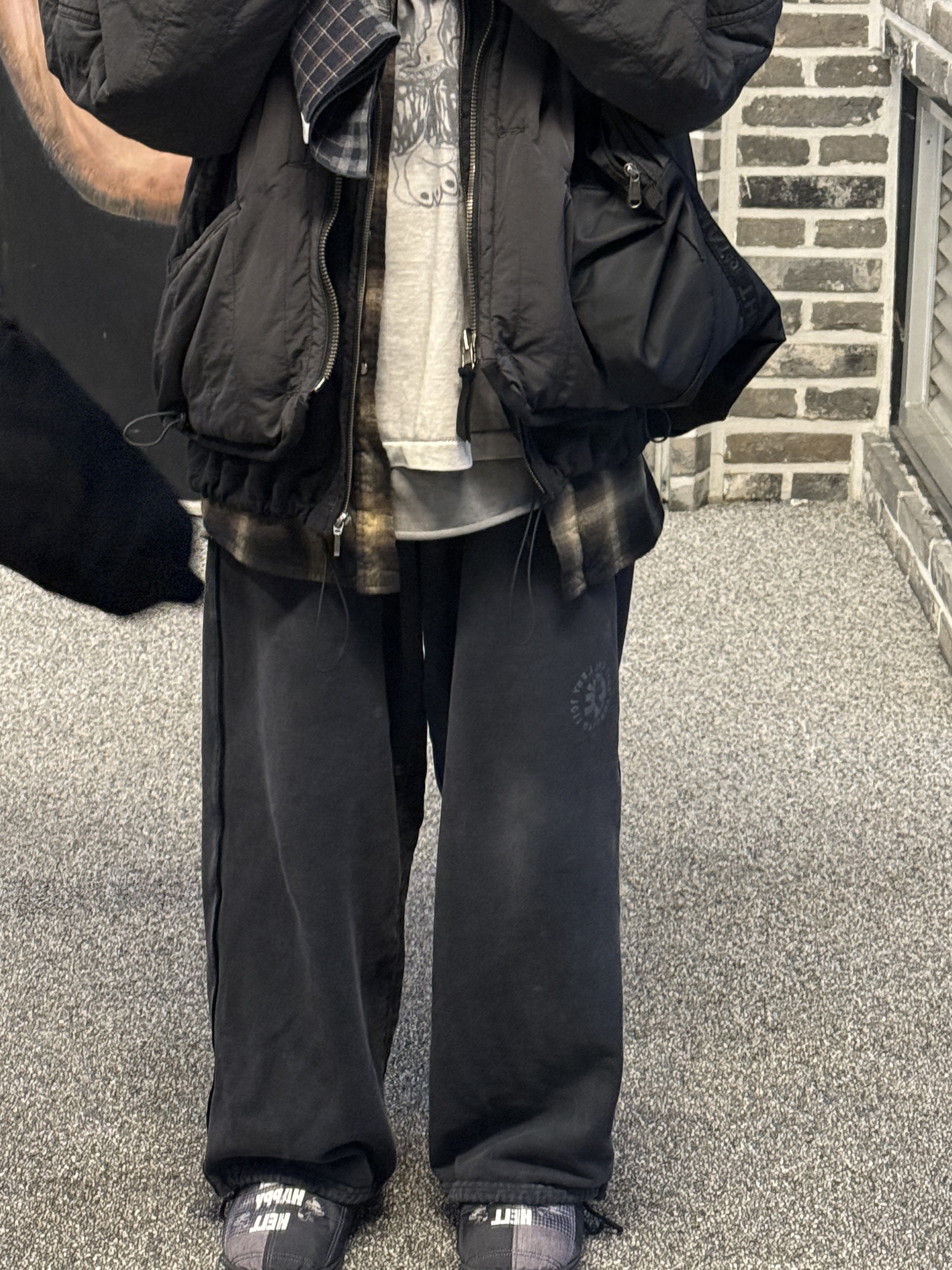 (@golocat) 님의 게시물 | KREAM