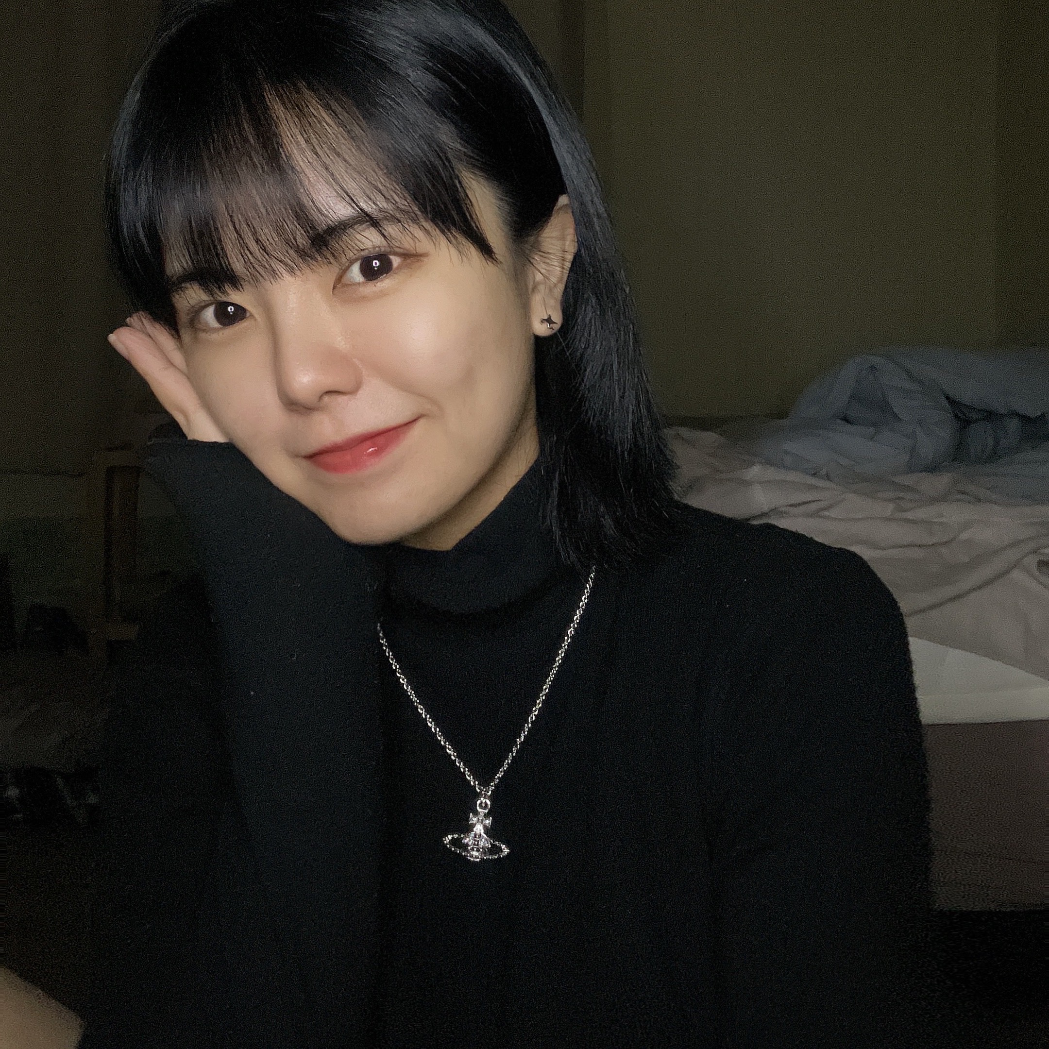 박가은 (@ga._.oong) 님의 게시물 | KREAM