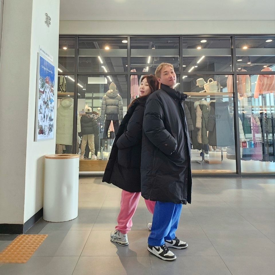 june j (@junej) 님의 게시물 | KREAM