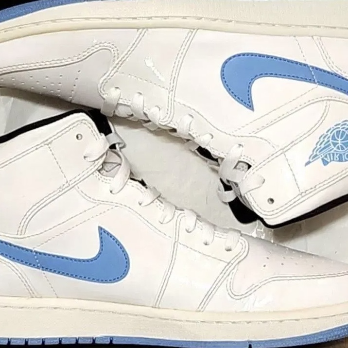 하나만 (@ulala) 님의 게시물 | KREAM