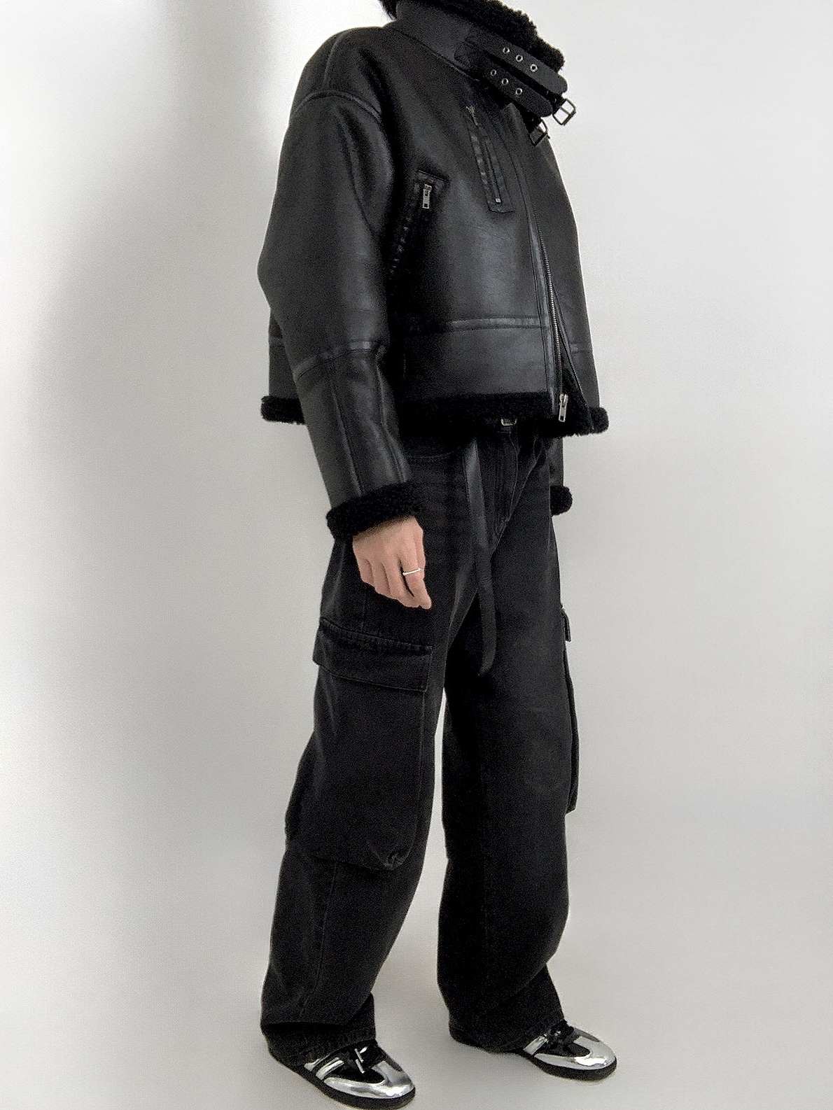 (@jun________) 님의 게시물 | KREAM