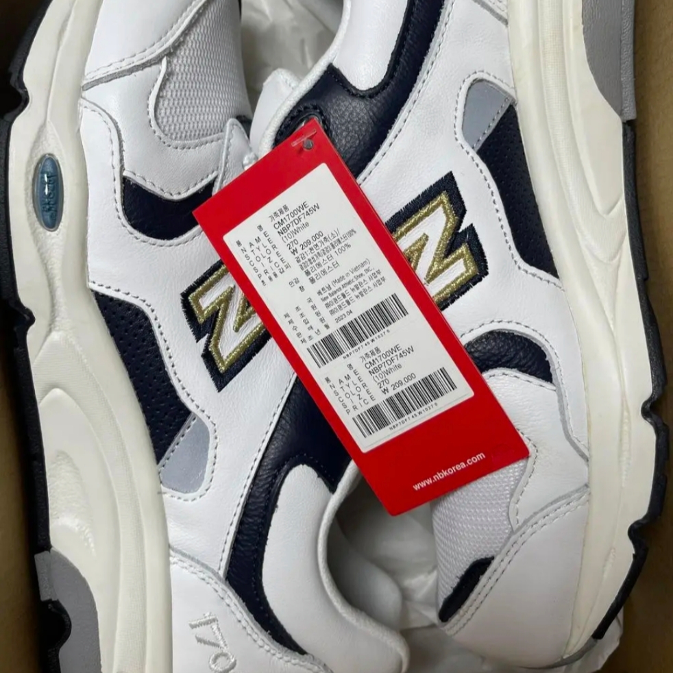 뉴발매니아 (@qv4tqq) 님의 게시물 | KREAM