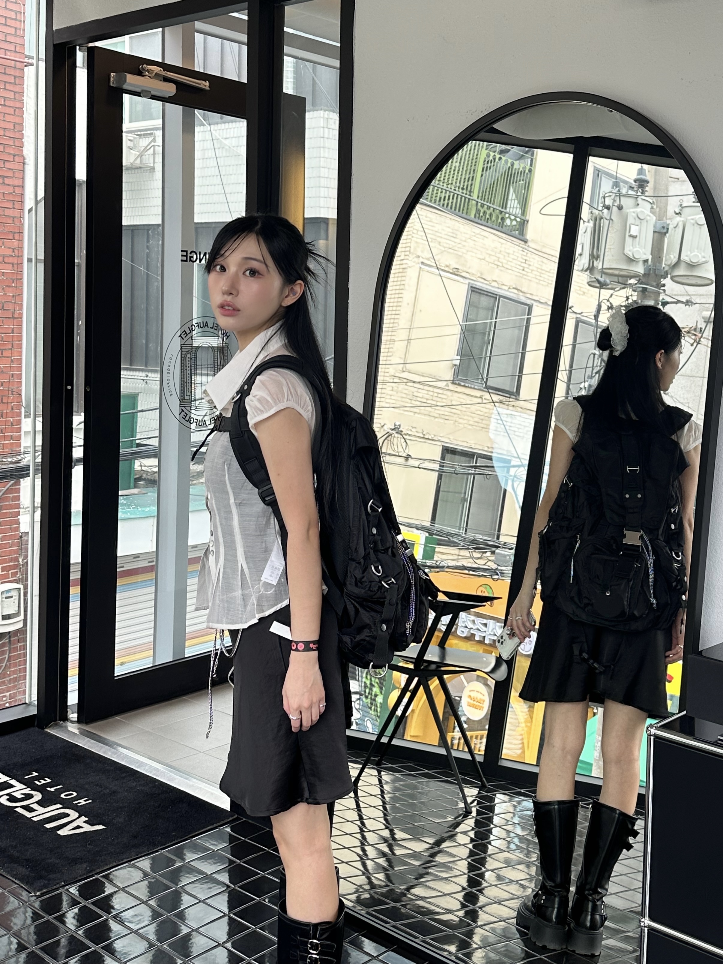 늦었지만 초가을 룩 ☕️ | KREAM