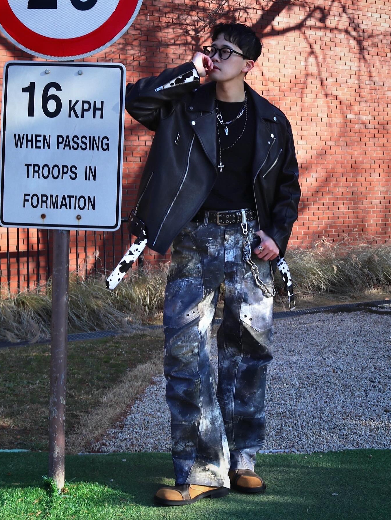 탁 (@tak_s) 님의 게시물 | KREAM